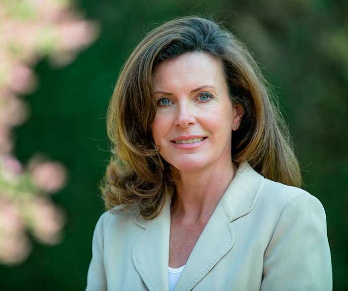 Willkommen | Astrid Kaiser Immobilien | Maklerin in Berg / Starnberger See